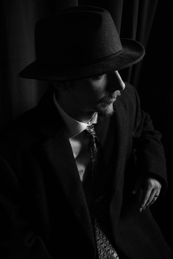 Film Noir Photography - Dark Dreamer Photography
