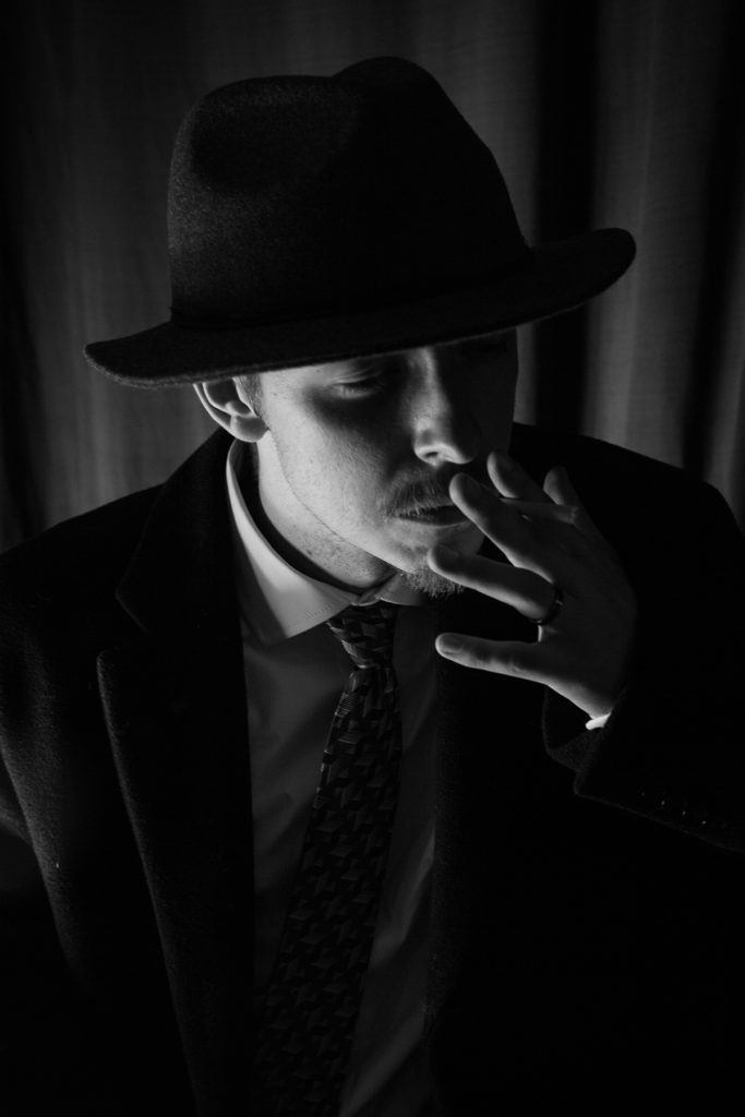 Film Noir Photography - Dark Dreamer Photography
