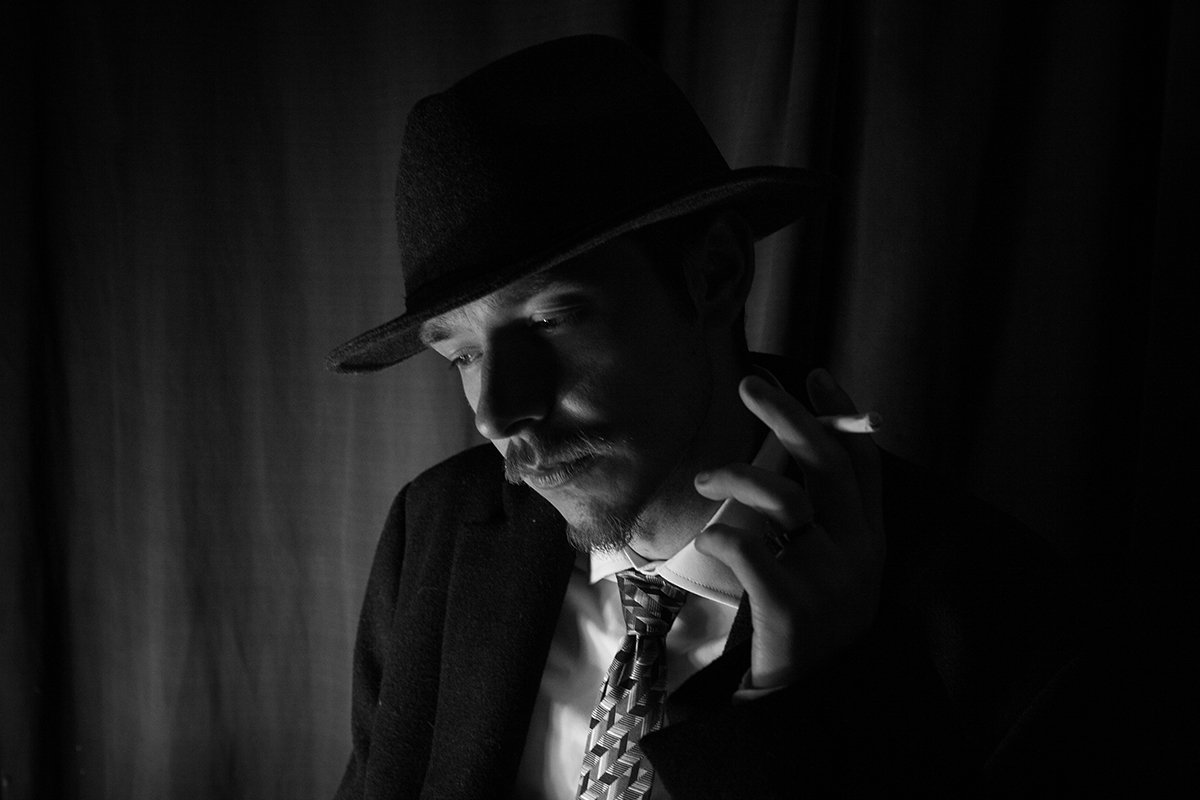 Film Noir Photography - Dark Dreamer Photography