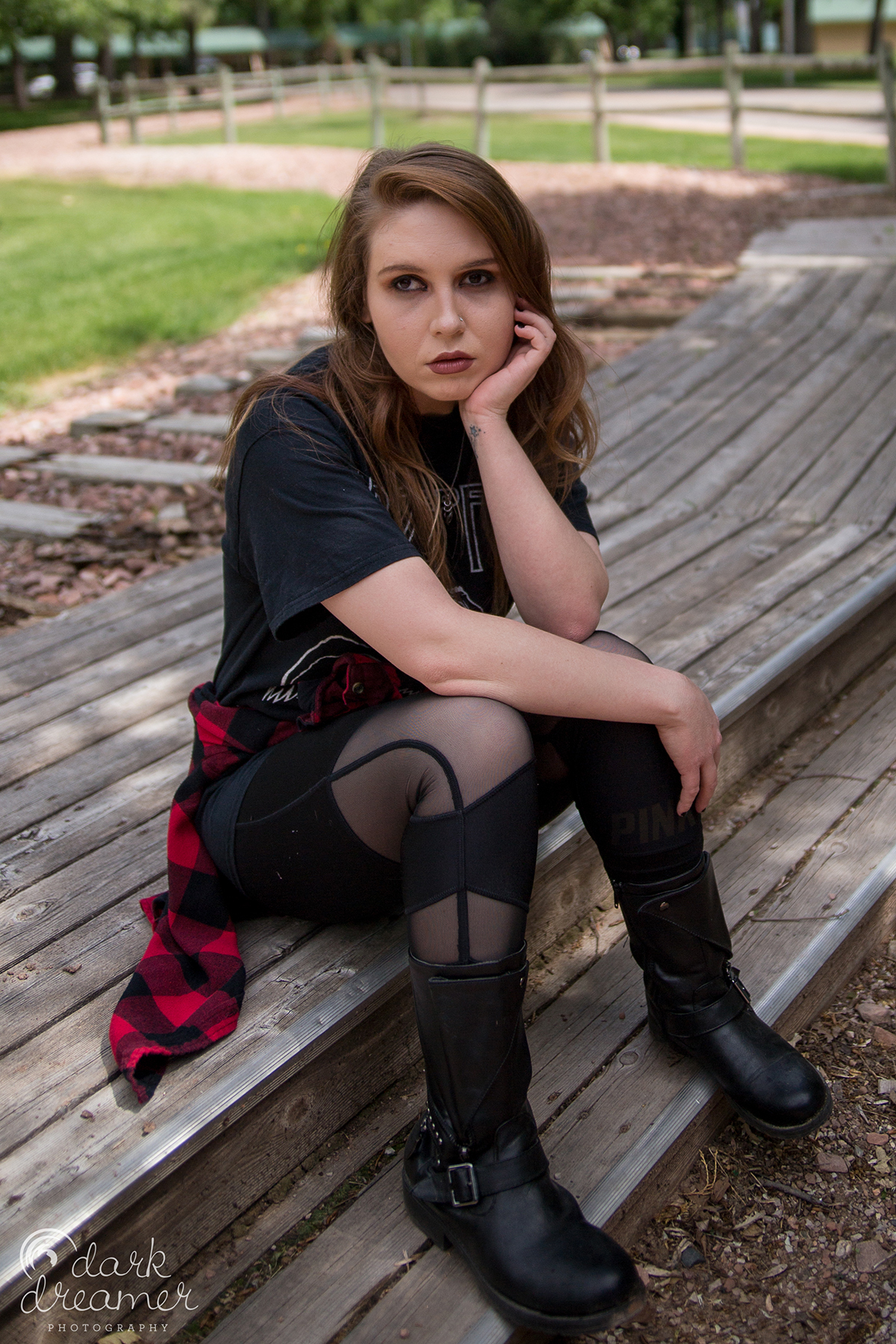 Grunge Fashion Photoshoot - Dark Dreamer Photography